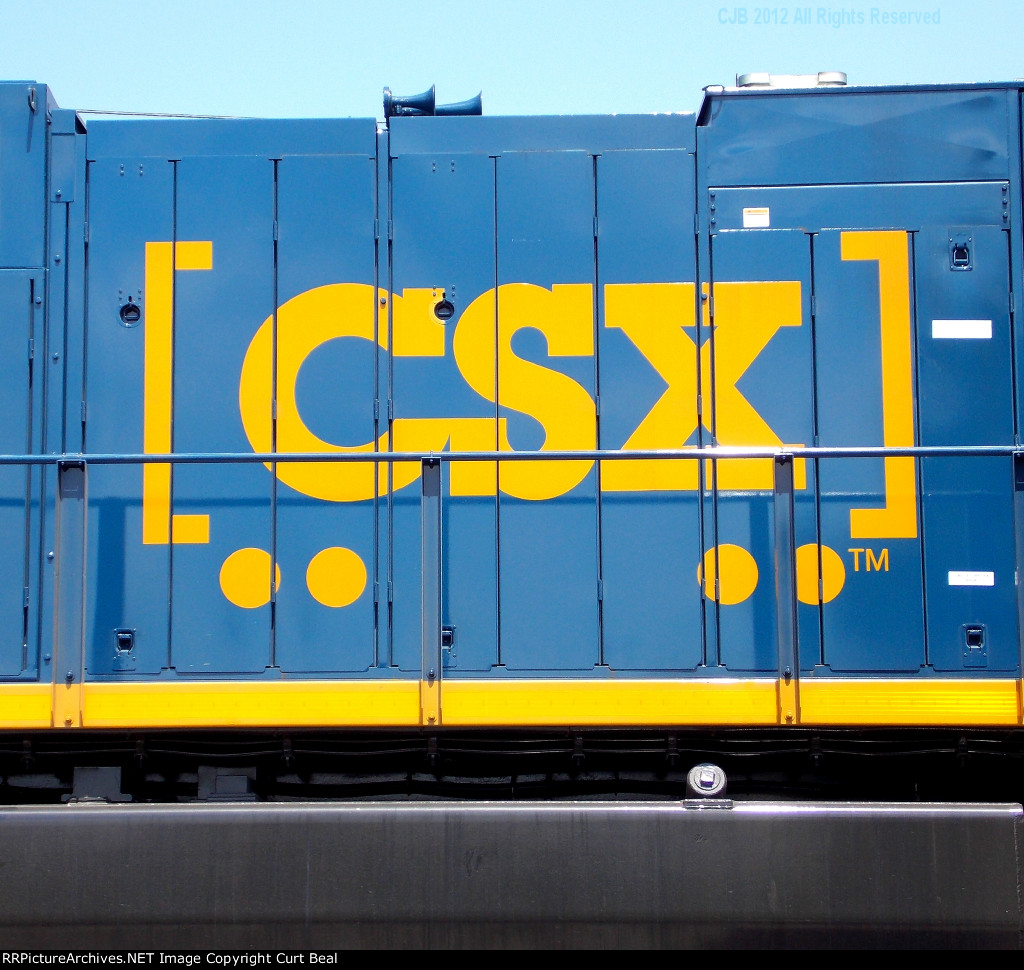 CSX 3045 logo
